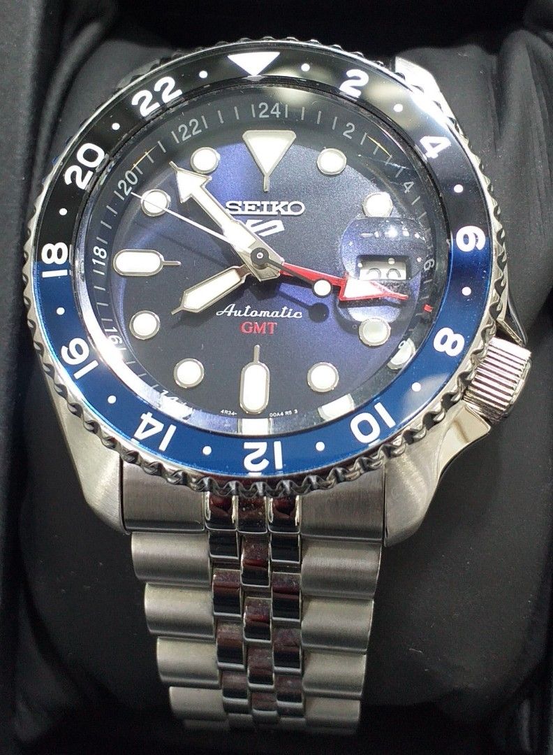 Seiko GMT Series Batman, Men's Fashion, Watches & Accessories, Watches ...