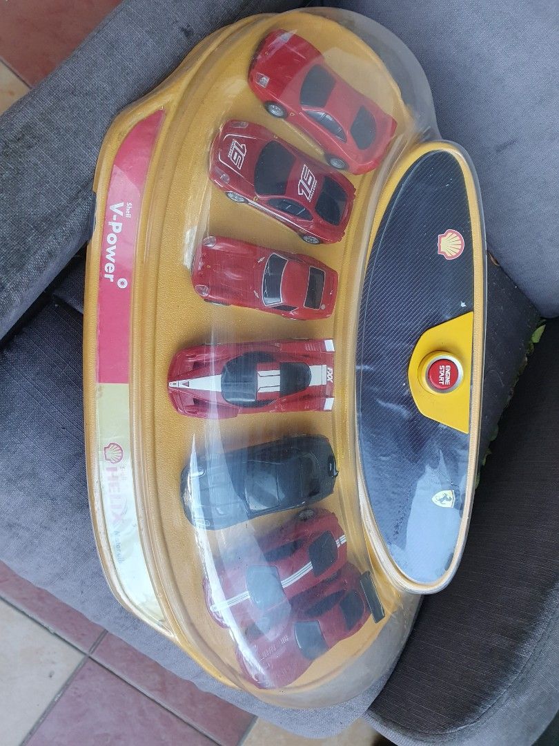 Shell ferrari set, Hobbies & Toys, Toys & Games on Carousell