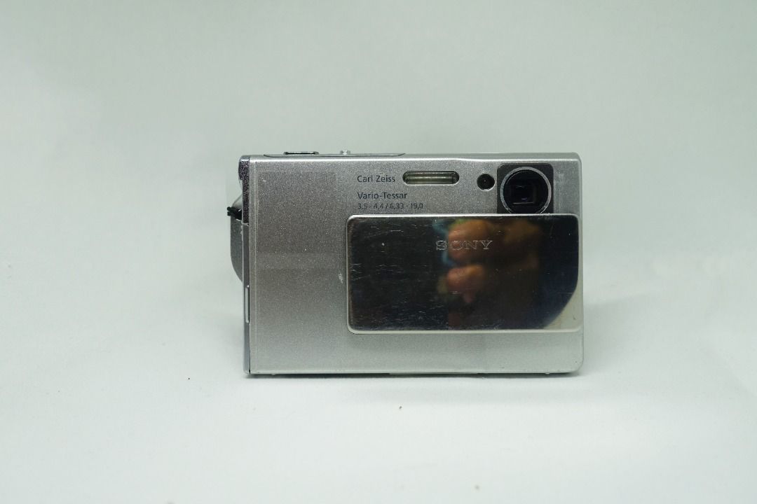 sony cyber shot dsc t7 [RARE DIGICAM!], Photography, Cameras on Carousell