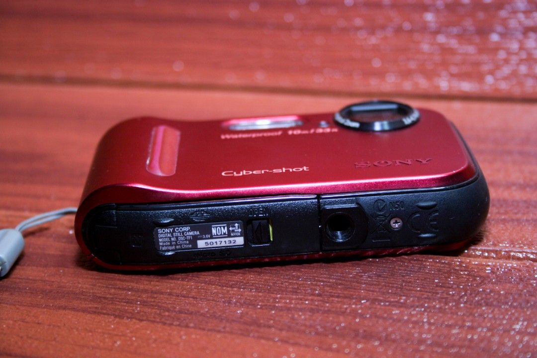 Sony Cyber-shot DSC-TF1 (DIGITAL CAMERA), Photography, Cameras on Carousell