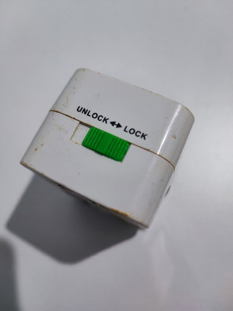 Travel universal adapter with surge protection, Computers & Tech, Parts ...
