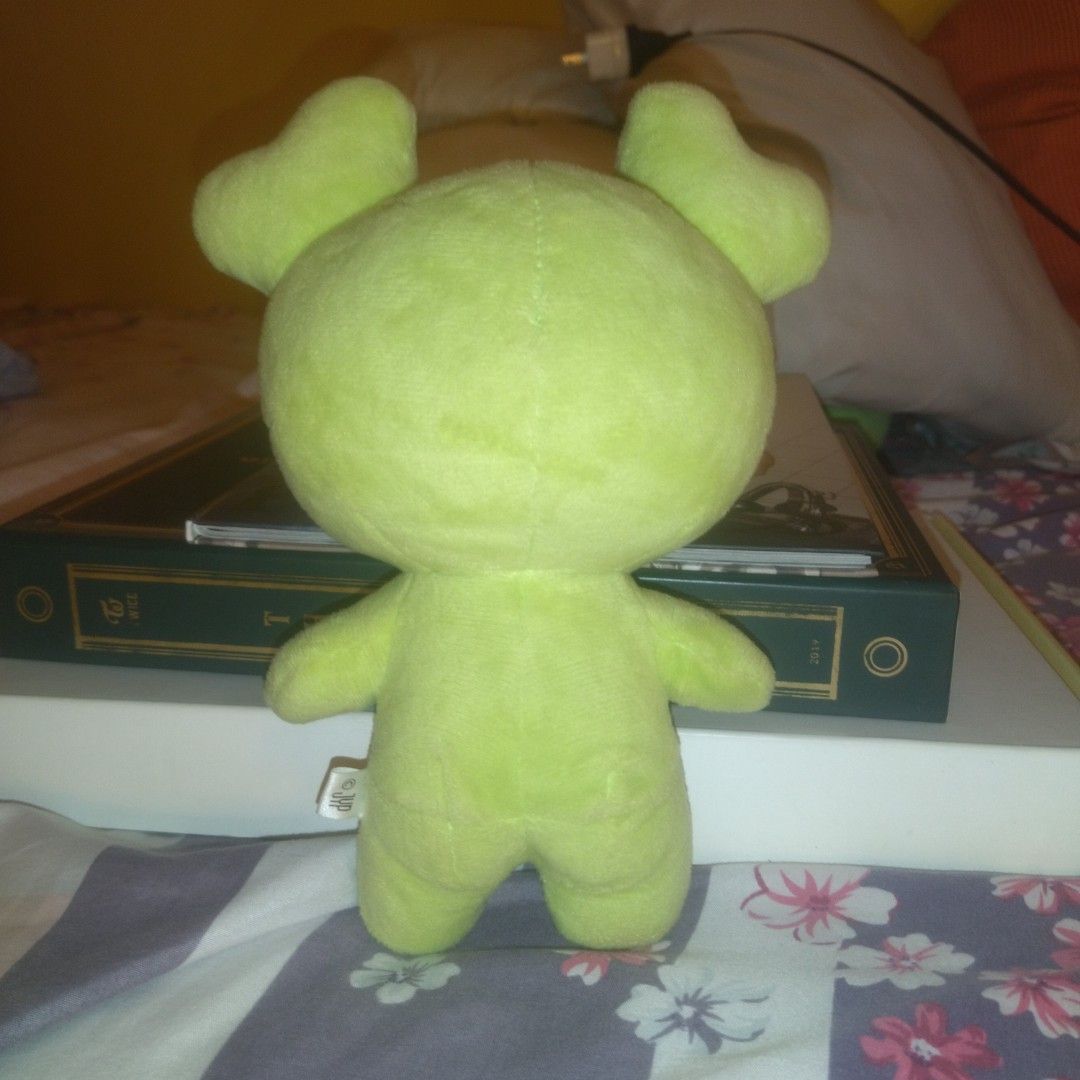 TWICE JEONGYEON LABURI LIMITED EDITION, Hobbies & Toys, Memorabilia ...