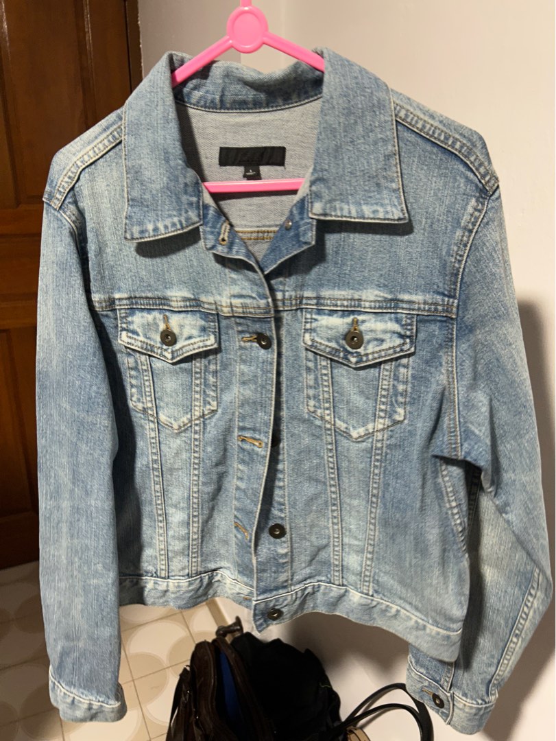 Uniqlo Denim Jacket, Women's Fashion, Coats, Jackets and Outerwear on ...