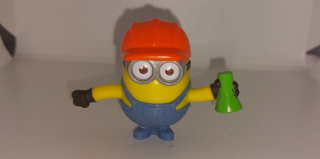 2019 Mcdonald's Happy Meal Minions Construction Worker Collectible Toy ...