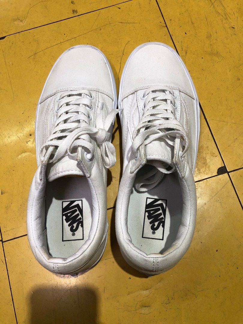 500714 Vans Oldskool Triple White Cnvs Skate Shoes(28 cm), Men's ...