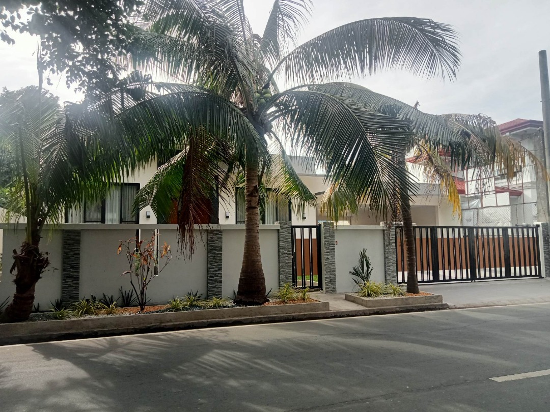 5 BEDROOMS BUNGALOW HOUSE IN PHILAM LIFE VILLAGE LPC, Property, For ...