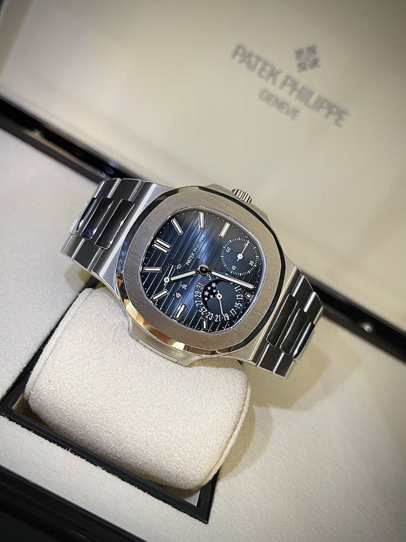 二手 Patek Philippe 百達翡麗Nautilus 5712/1A-001, 名牌, 手錶 - Carousell