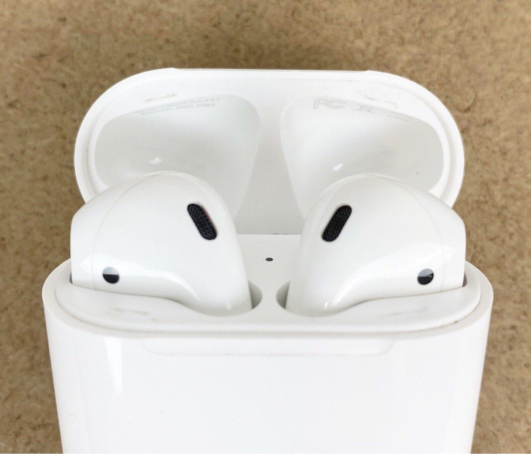 Apple Airpods Gen 1, Audio, Earphones on Carousell