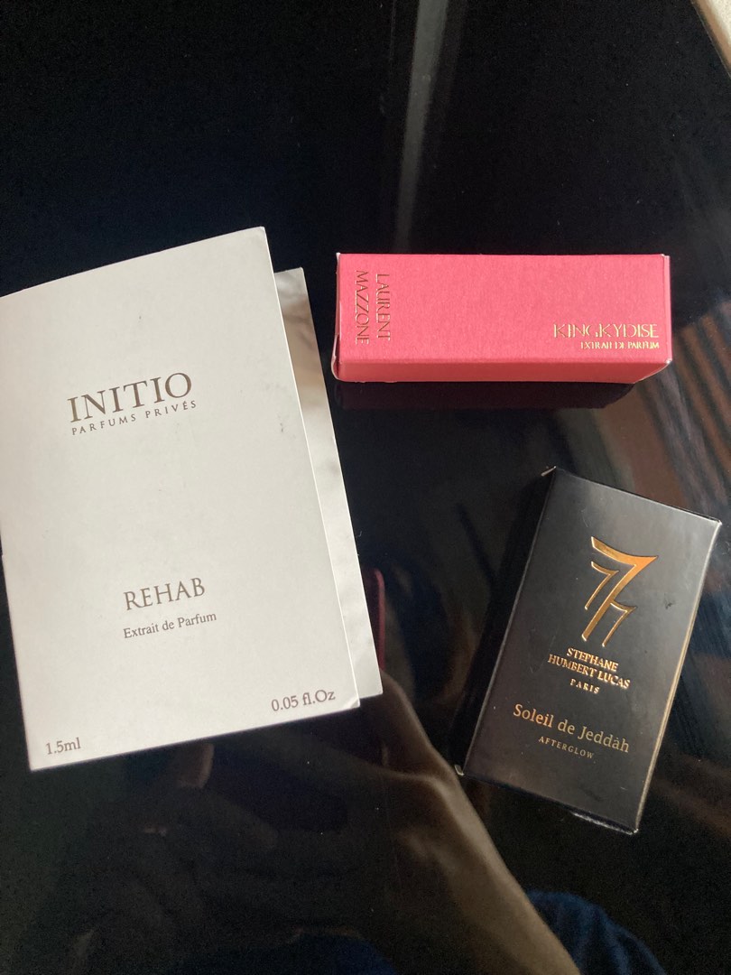 Assorted Perfume Samples Take All for 500 on Carousell