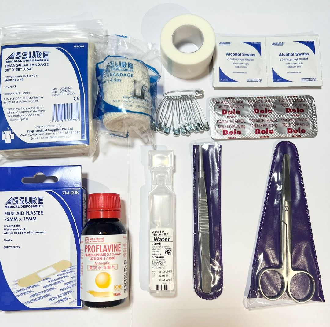 ASSURE First Aid Box / Dressing pack / Scissors , Health & Nutrition ...