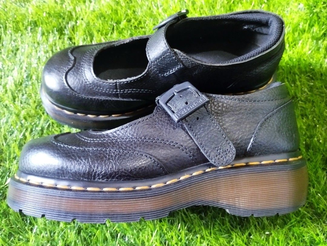 Dr Martens Sabina Platform Shoes, Women's Fashion, Footwear, Boots on ...