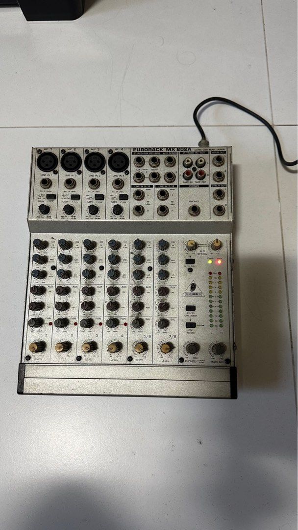 Behringer Eurorack MX802A Mixer, Hobbies & Toys, Music & Media, Music ...