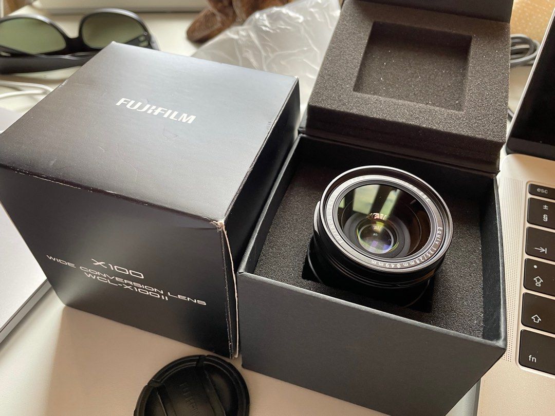 Black Fujifilm WCL-x100 II for X100 series rangefinder camera, Photography, Lens & Kits on Carousell