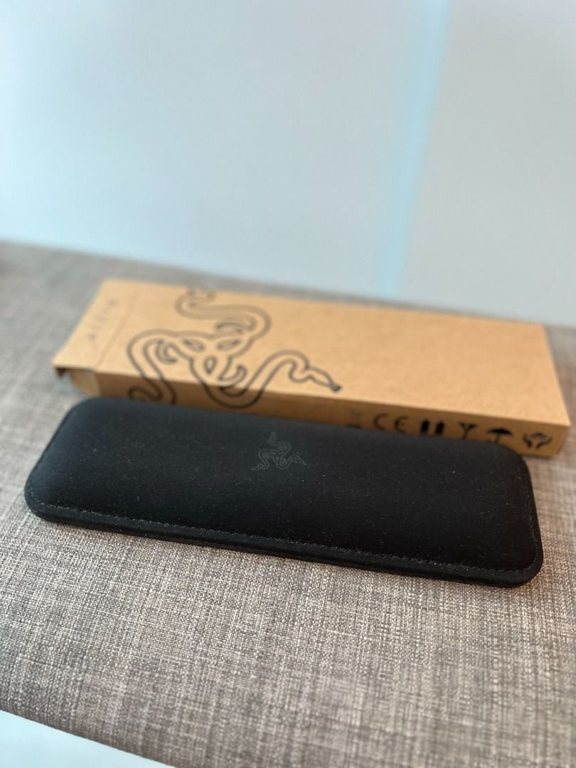 Brand New Razer Ergonomic Mouse Rest, Computers & Tech, Parts ...
