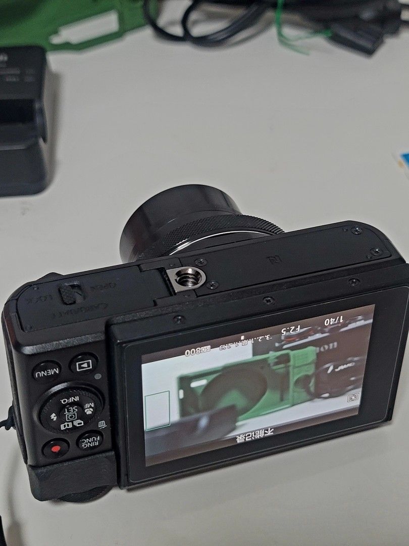 Canon gx mark ii, Photography, Cameras on Carousell