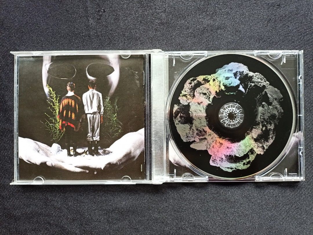 CD The Presets : apocalypso, Hobbies & Toys, Music & Media, CDs & DVDs ...