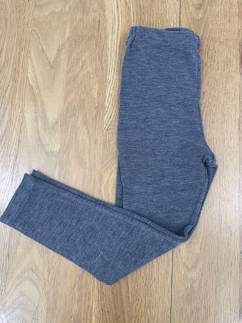 Children/ Kids - Uniqlo Heattech/ Inner wear (Size: 100cm), top ...