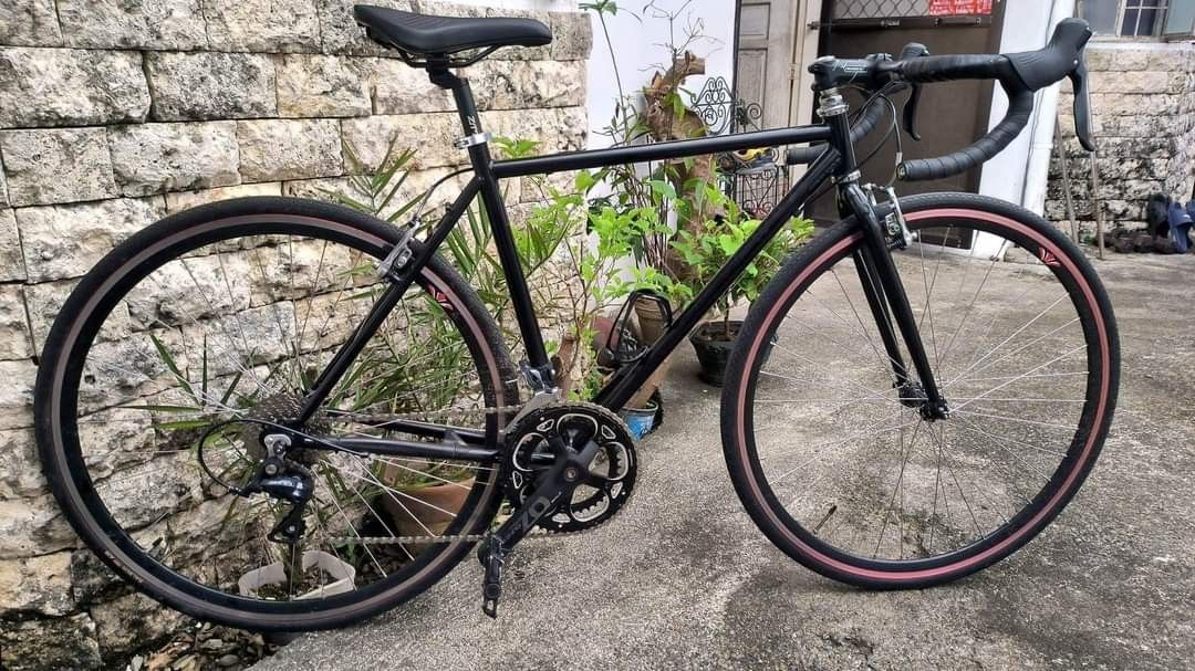 Classic Road Bike, Sports Equipment, Bicycles & Parts, Bicycles on ...