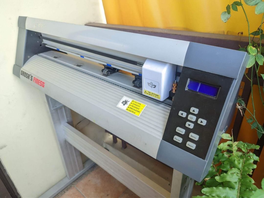 Cuyi plotter cutter, Computers & Tech, Printers, Scanners & Copiers on Carousell