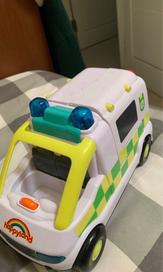 Elc ambulance happyland, Bayi & Anak, Mainan & Baby Walker di Carousell