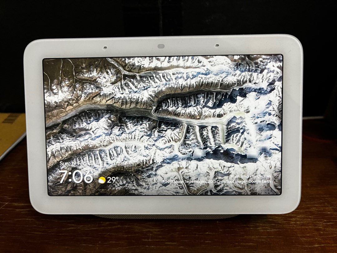 Google nest display, TV & Home Appliances, TV & Entertainment ...