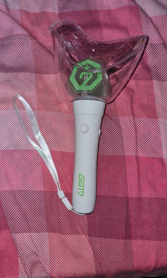 GOT7 official lightstick Gen 2 ahgabong 2018, Hobbies & Toys ...