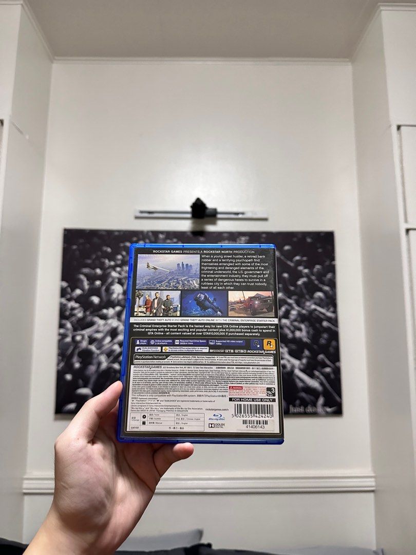 GTA 5 PS4 - Premium Edition (with Map), Video Gaming, Video Games ...