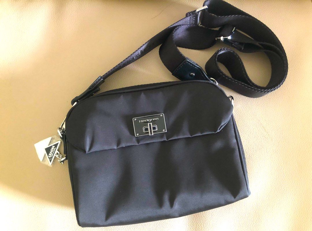 HEDGREN LIBRA FAIR CROSSOVER RFID, Women's Fashion, Bags & Wallets ...