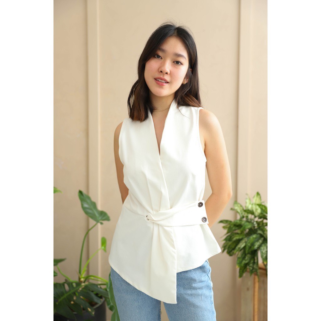 Hey Riley Astrid Top (Bone) on Carousell