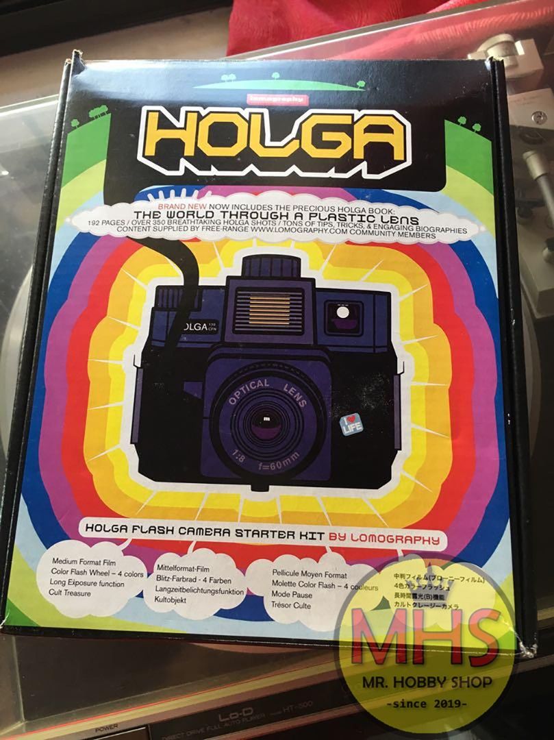 HOLGA Flash Camera Starter Kit (Vintage), Photography, Cameras on Carousell