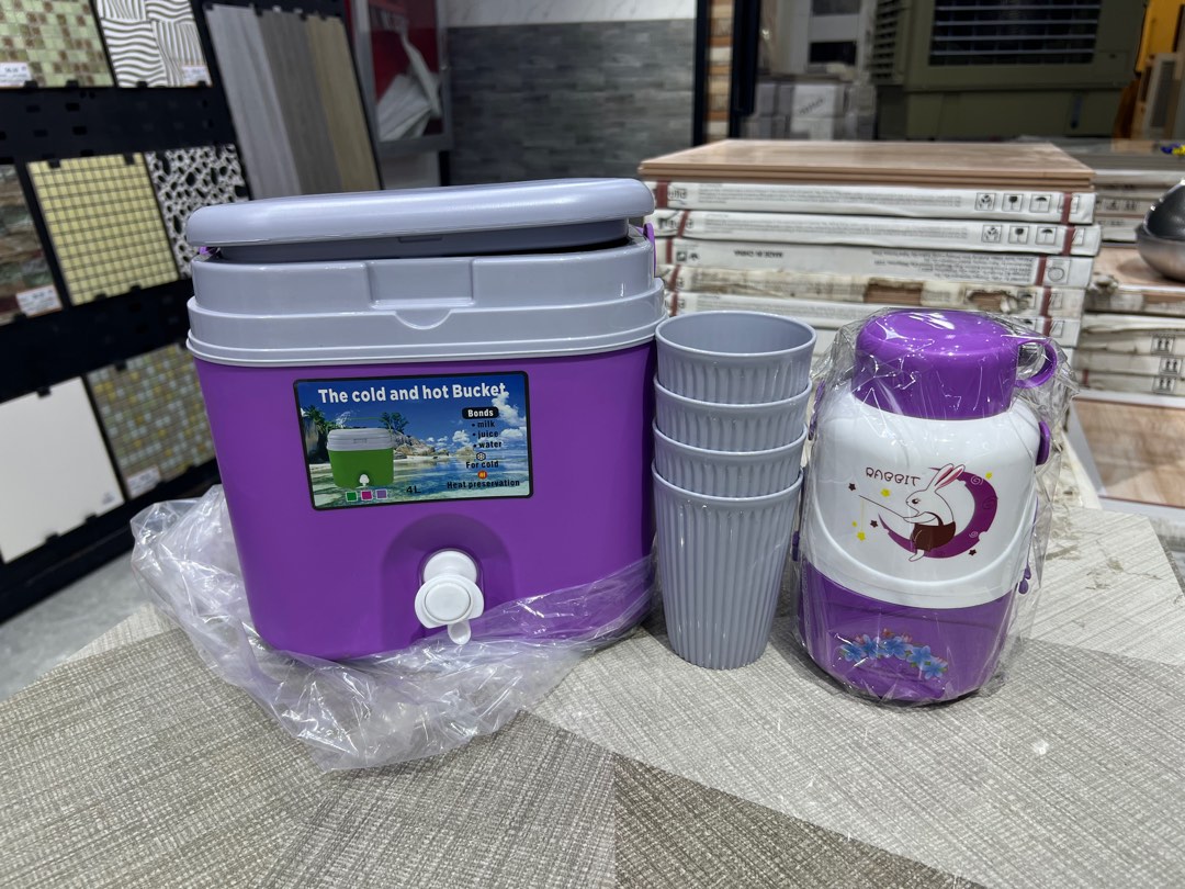 Hot or Cold Bucket for Picnic, Furniture & Home Living, Kitchenware ...