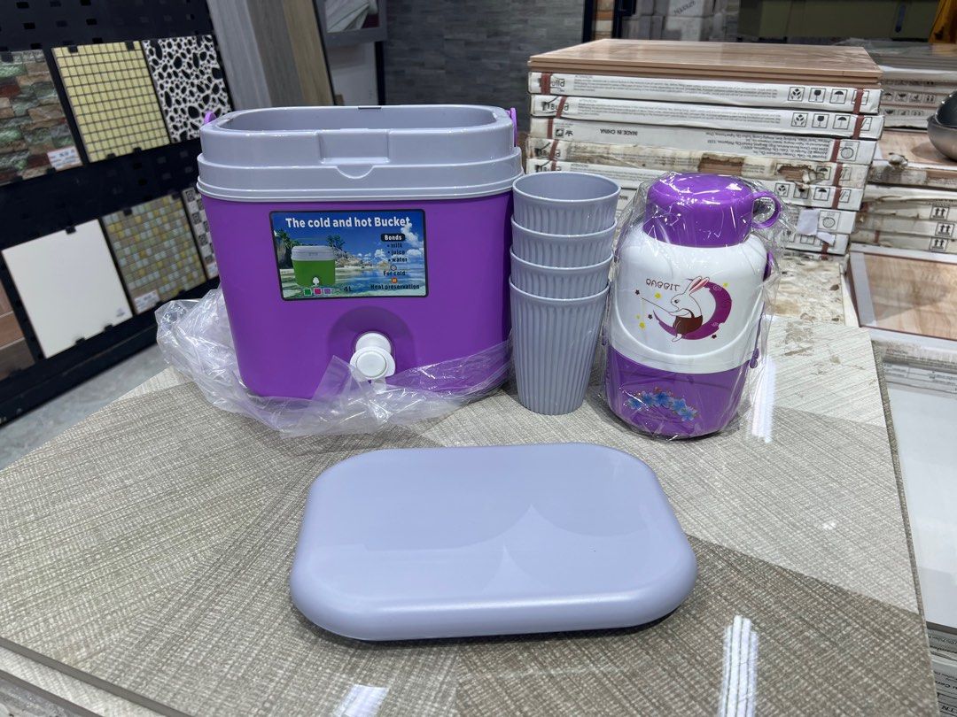 Hot or Cold Bucket for Picnic, Furniture & Home Living, Kitchenware ...