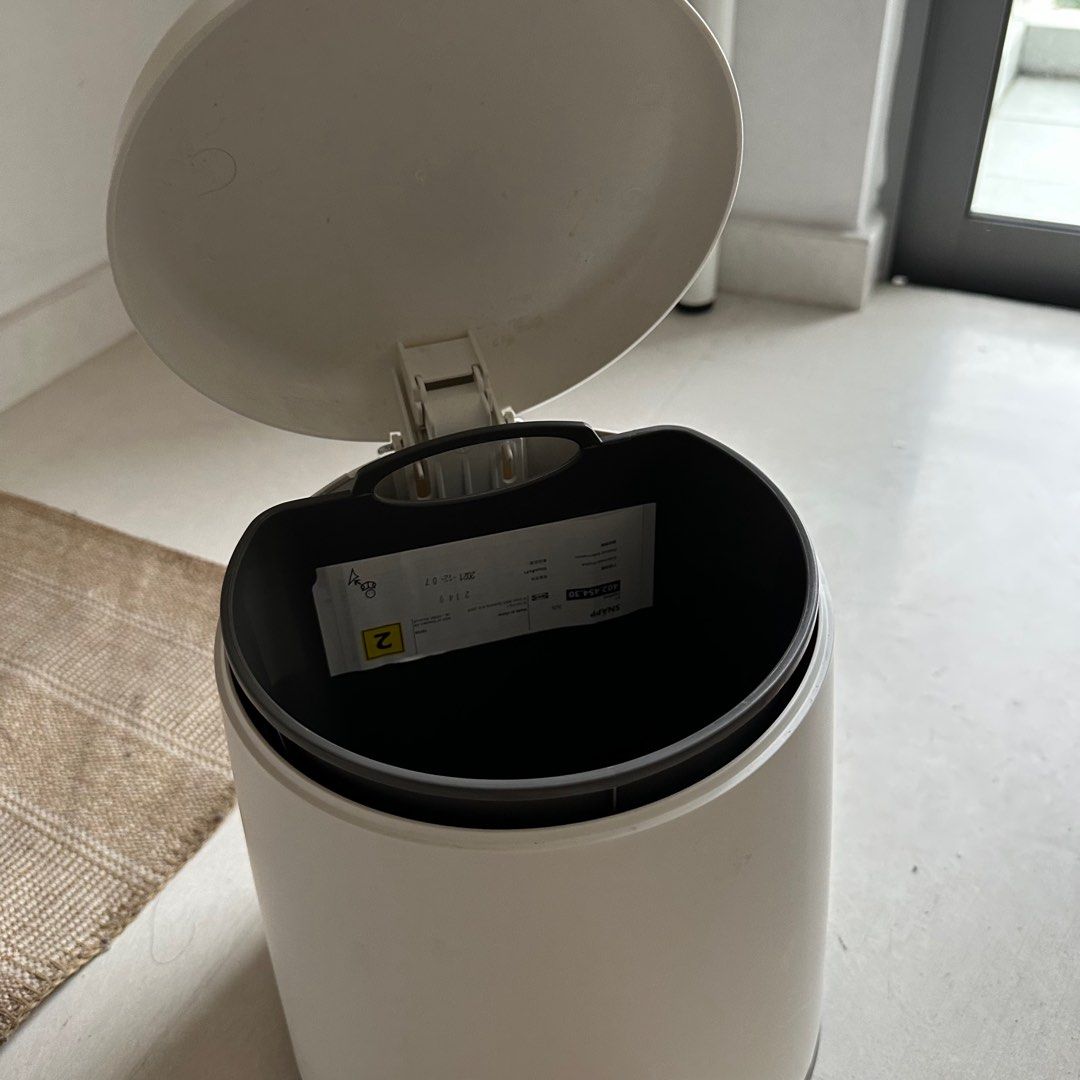 IKEA SNAPP Pedal Bin, Furniture & Home Living, Cleaning & Homecare ...