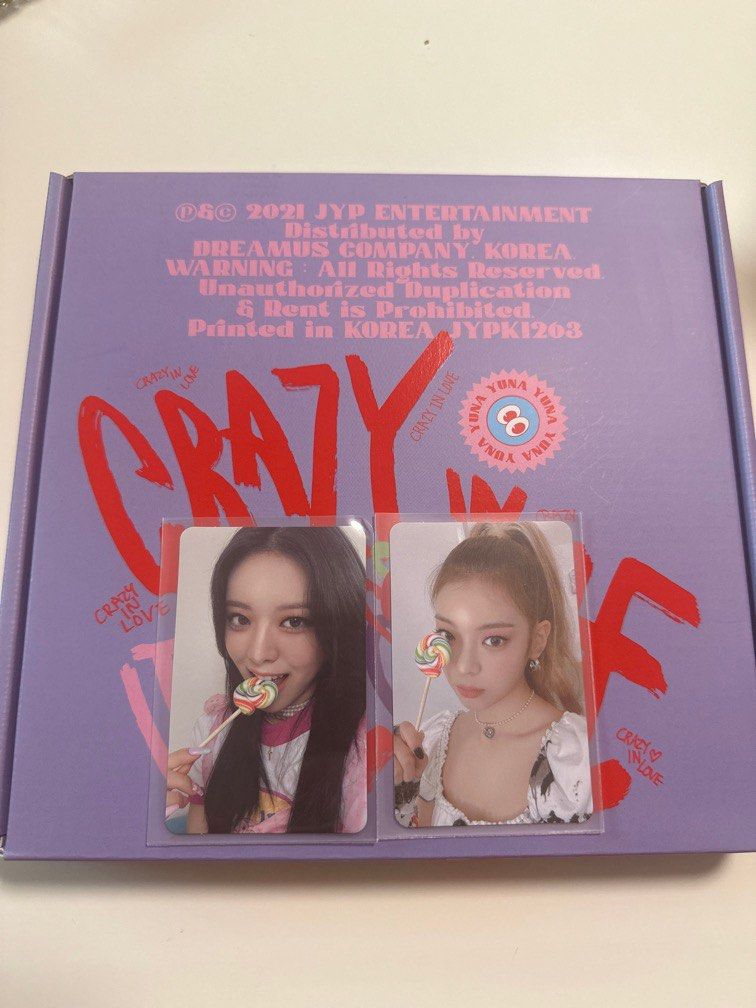 Itzy crazy in love album, Hobbies & Toys, Memorabilia & Collectibles, K ...