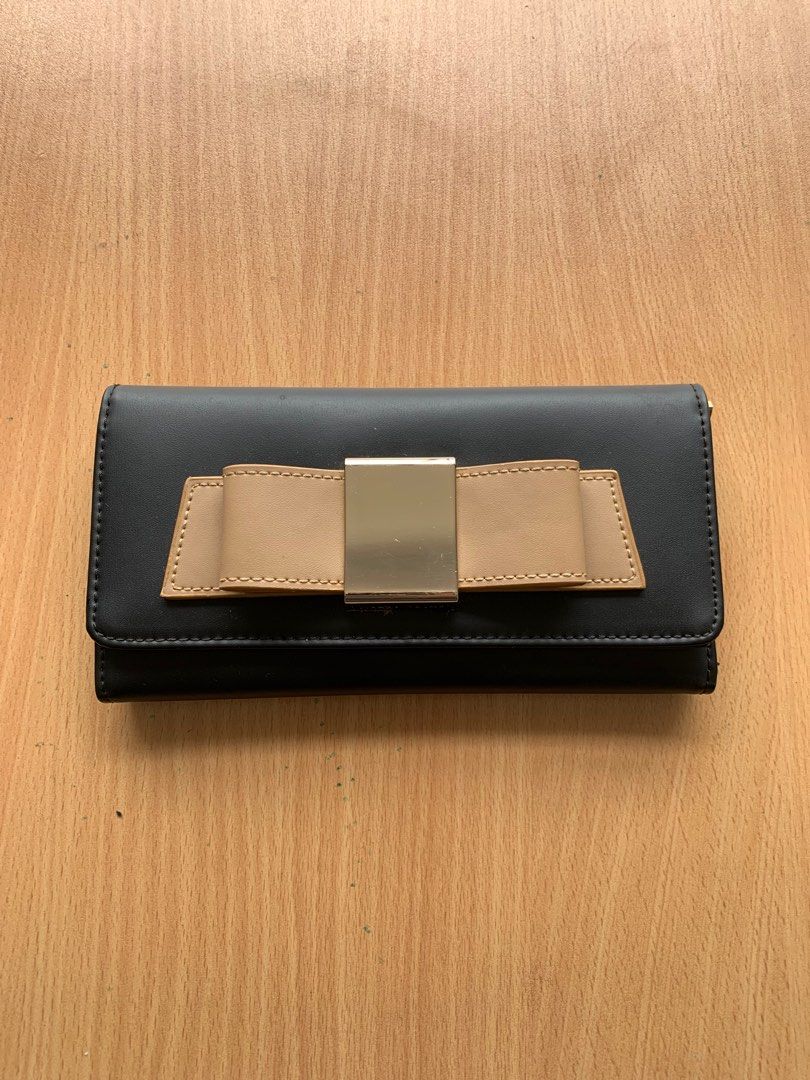 Ivanka Trump Leather Black Long Wallet, Women's Fashion, Bags & Wallets ...