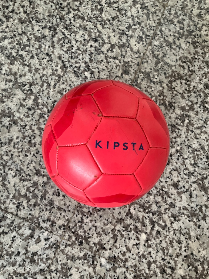 Kipsta football, Sports Equipment, Sports & Games, Racket & Ball Sports ...