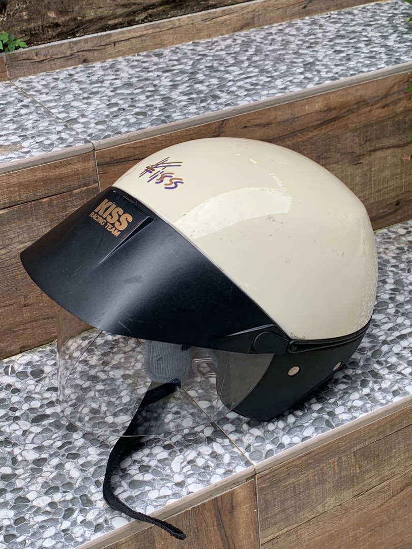 Kiss rare helmet, Motorbikes on Carousell