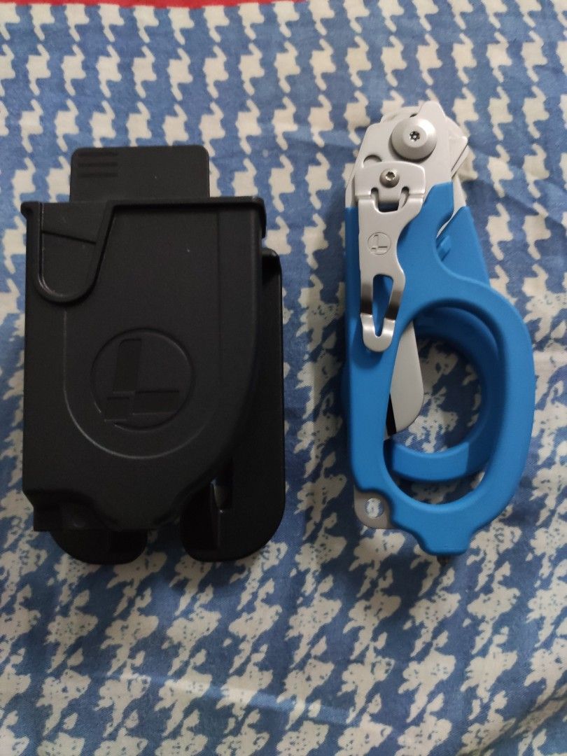 Leatherman Raptor, Hobbies & Toys, Stationary & Craft, Craft Supplies ...