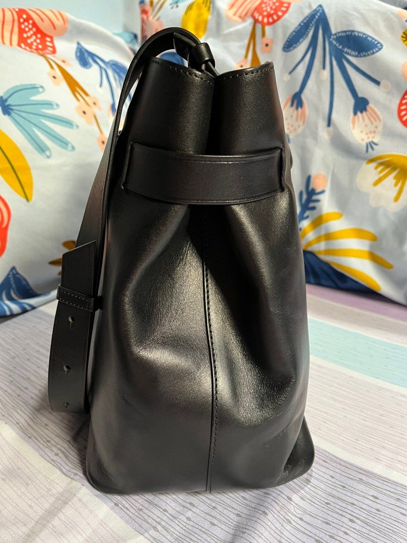 Massimo Dutti Bag, Women's Fashion, Bags & Wallets, Shoulder Bags on ...