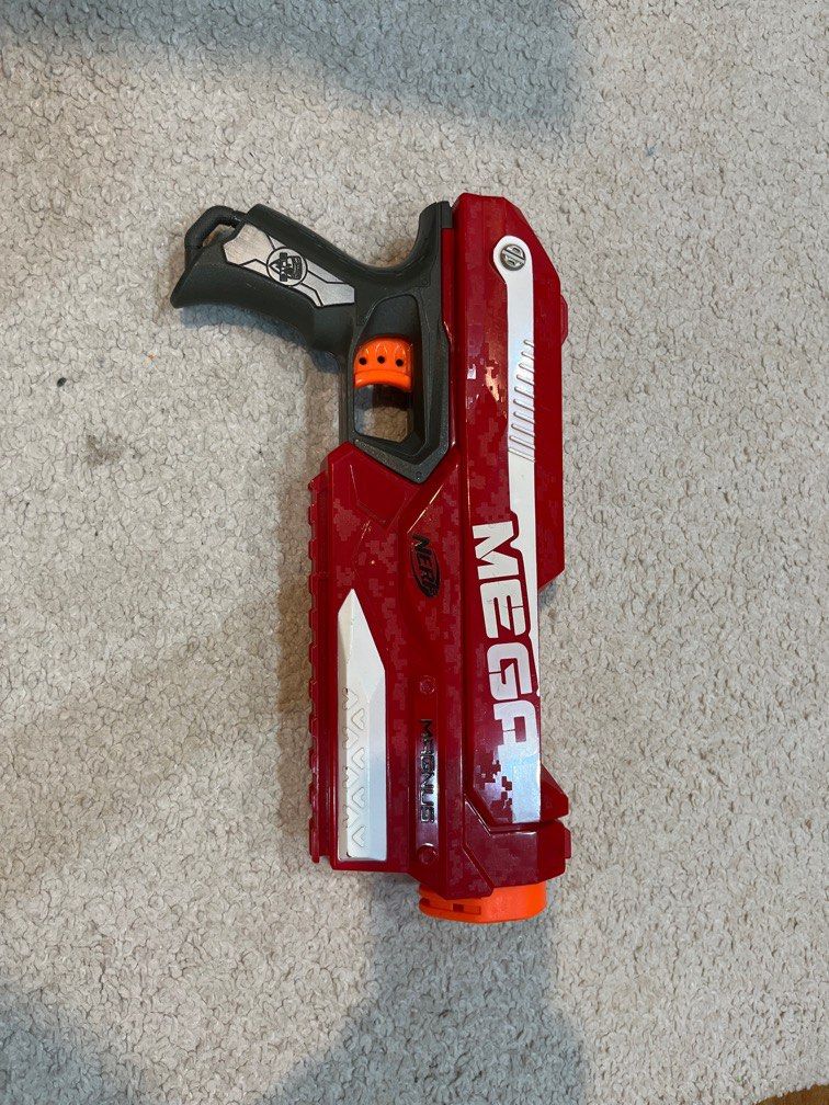 Nerf gun: mega magnus, Hobbies & Toys, Toys & Games on Carousell