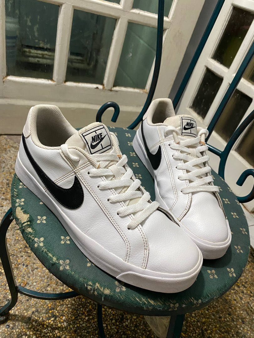 Nike Court Royale AC on Carousell