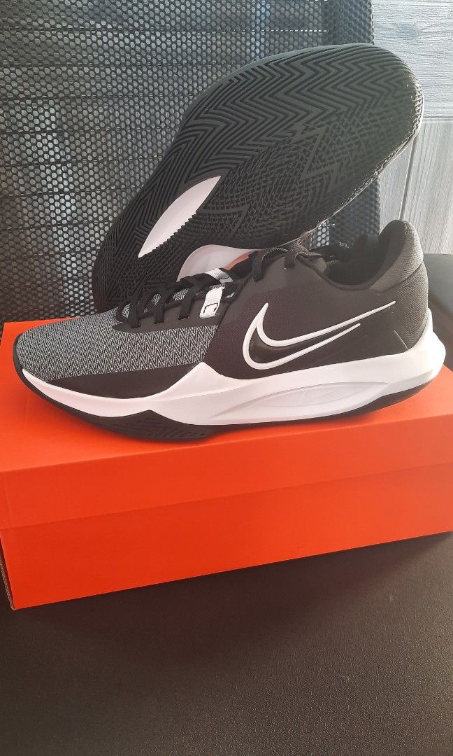 Nike Precision 6 Oreo (Basketball shoes) | 100% Legit on Carousell