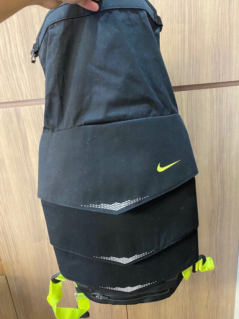 Nike shell backpack (running) on Carousell