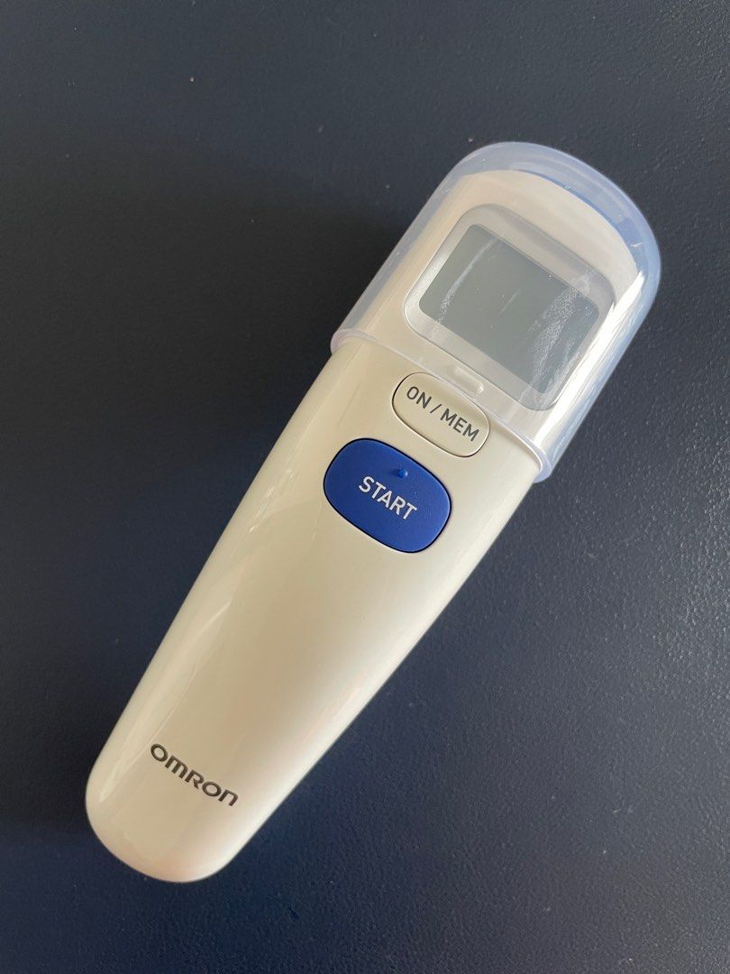 Omron Thermometer, Health & Nutrition, Thermometers on Carousell