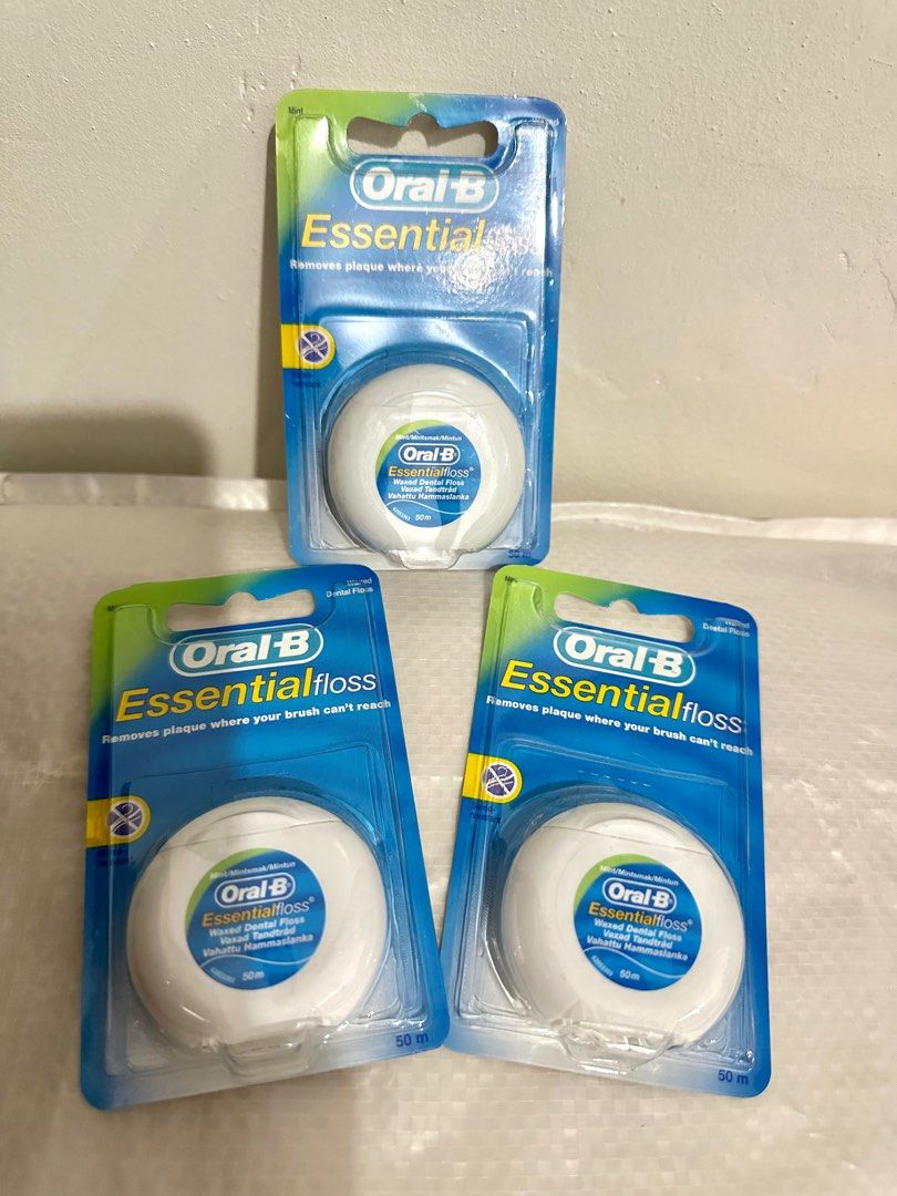Oral B Essential Floss, Beauty & Personal Care, Oral Care on Carousell