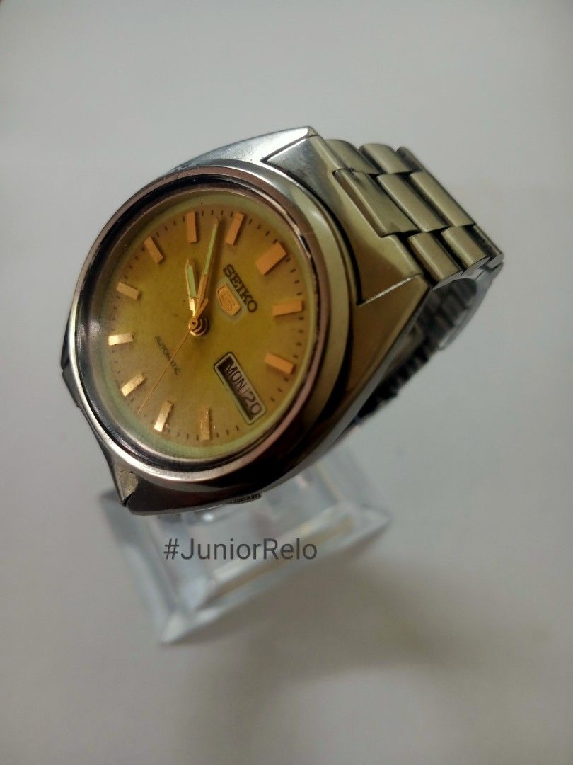 ORIGINAL/Authentic Seiko 5 Automatic Vintage Watch on Carousell