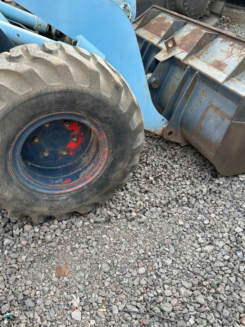 Payloader TCM, Commercial & Industrial, Industrial Equipment on Carousell