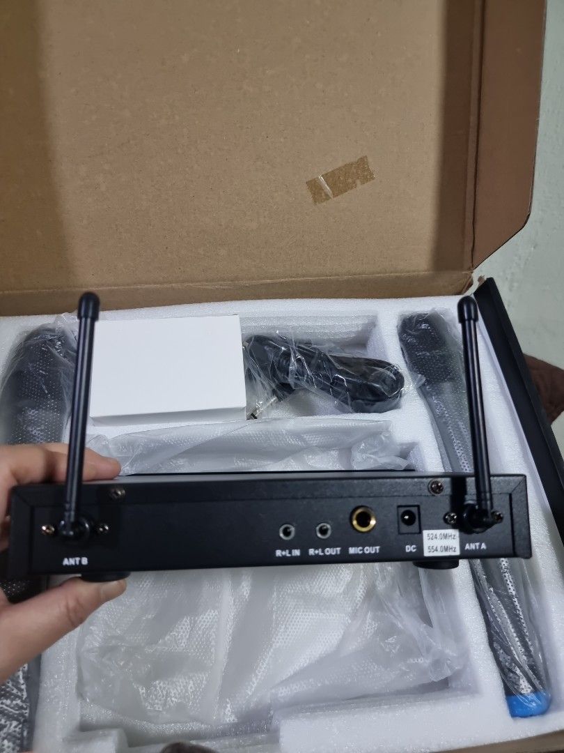 Pro wireless microphone system with 2 handheld cordless microphone for ...