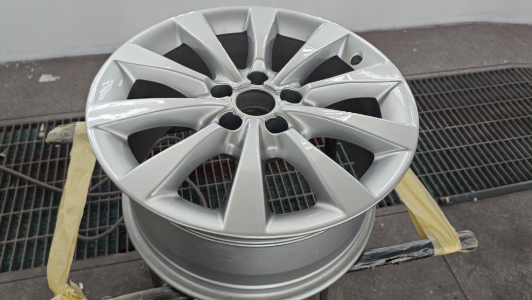 rim spraypaint, Car Accessories, Car Workshops & Services on Carousell