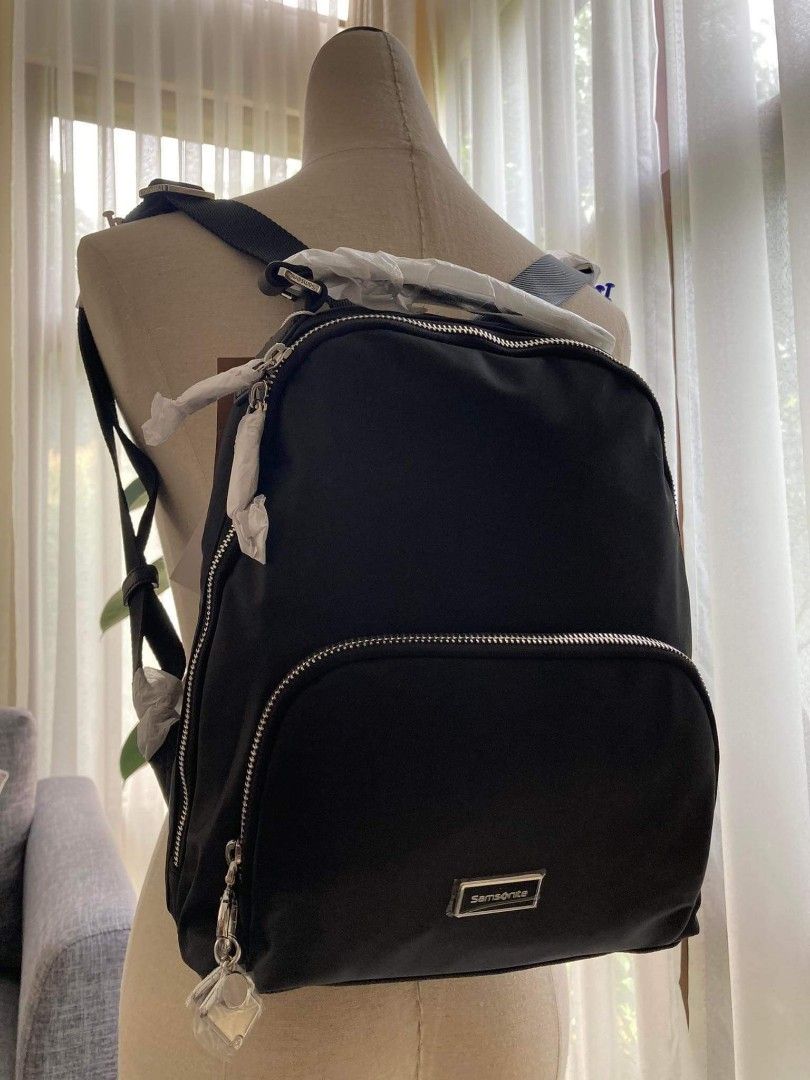 Samsonite Backpack, Women's Fashion, Bags & Wallets, Backpacks on Carousell